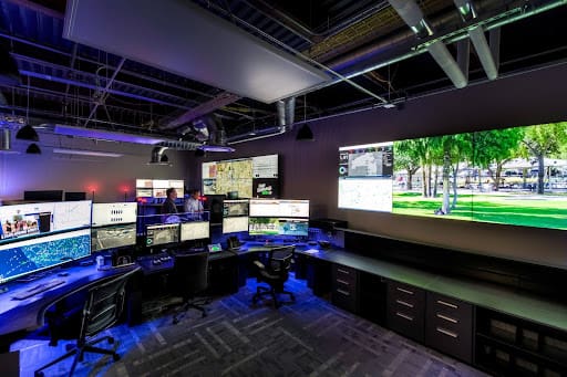 How to Choose Control Room Consoles For Your Real-Time Crime Center